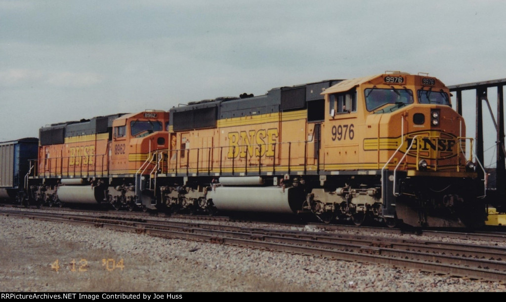 BNSF 9976 East